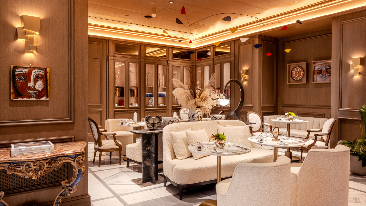 Athens Fine Dining | Grecotel The Dolli at Acropolis